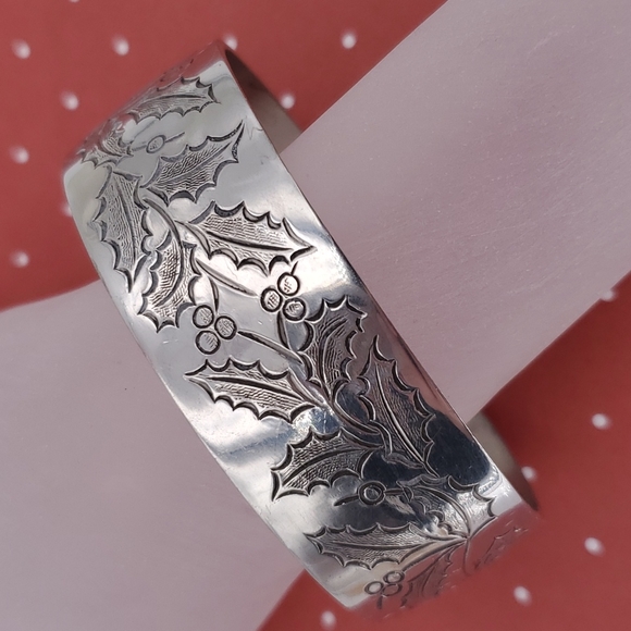 Kirk Stieff | Jewelry | Kirk Stieff Pewter Winter Holly Cuff Bracelet ...
